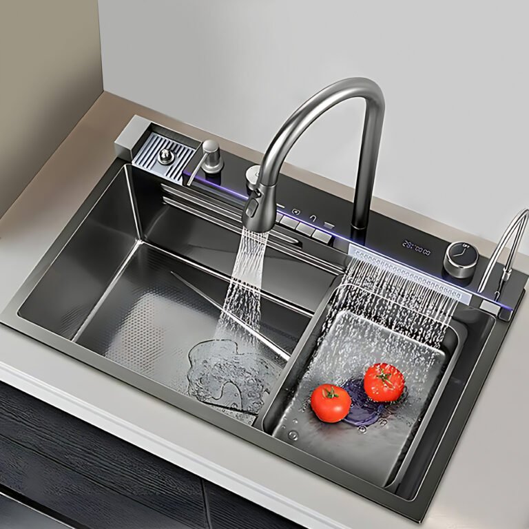 RESPITE Piano Kitchen Sink with Integrated Waterfall and Pull-down ...